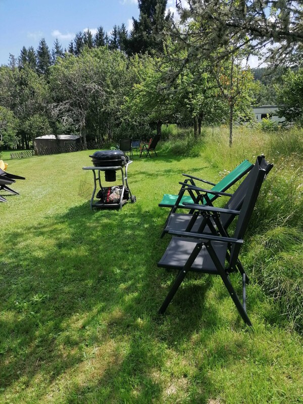 Homerez - Maison Charmante Dans Le Village De Taintrux Avec Jardin - Les Jardins de Callunes