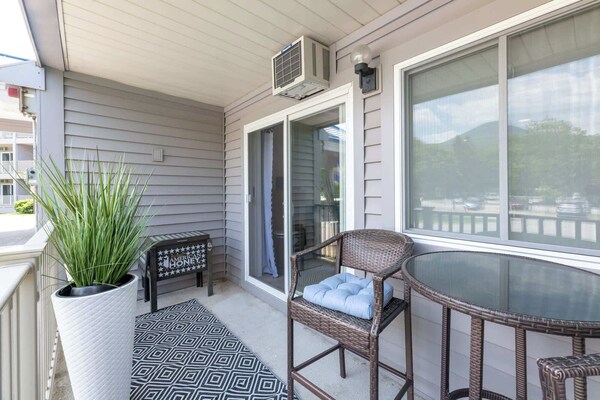 Pemi Dreams - Riverfront White Mountain Stay! - Franconia, NH