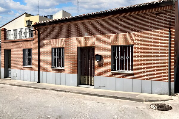 Homerez - House In Madrigal De Las Altas Torres - Madrigal de las Altas Torres