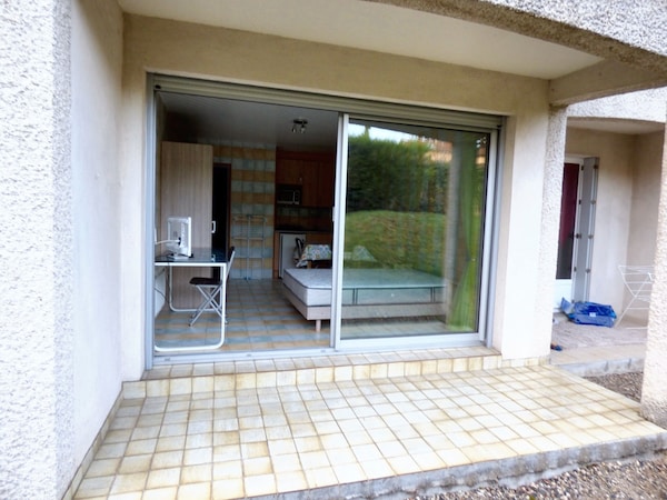 Homerez - Charming Studio In Brioude 25 M² With Terrace And Parking - Brioude