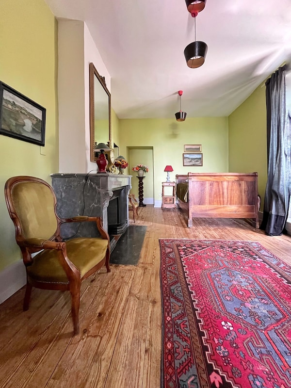 Le Gîte Damas Du Château De Vaulx - Saône-et-Loire
