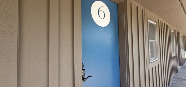 Waterfront Motel-mountain View-direct Atv Access - Greenville, ME