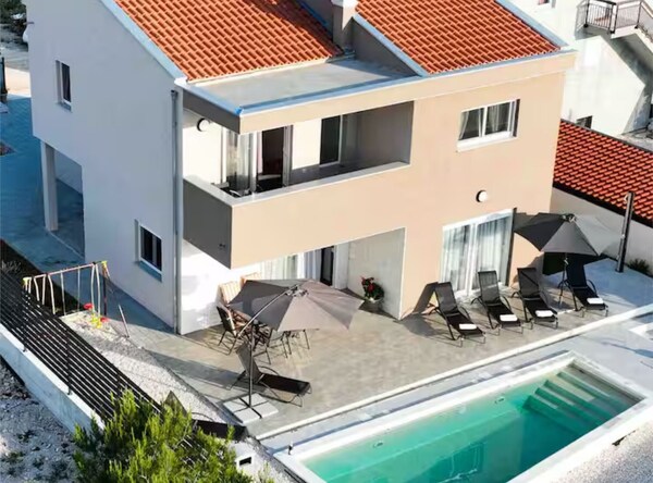 Villa Carmen - Villa - Sukošan