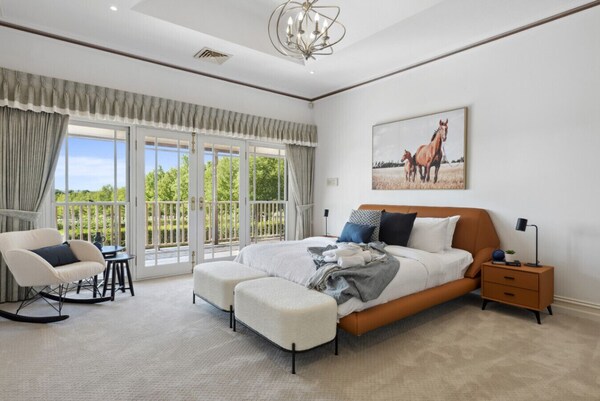 Peninsula Farm Stay 5bd 3bth Gas Heated Spa & Fire Pit - Shire of Mornington Peninsula