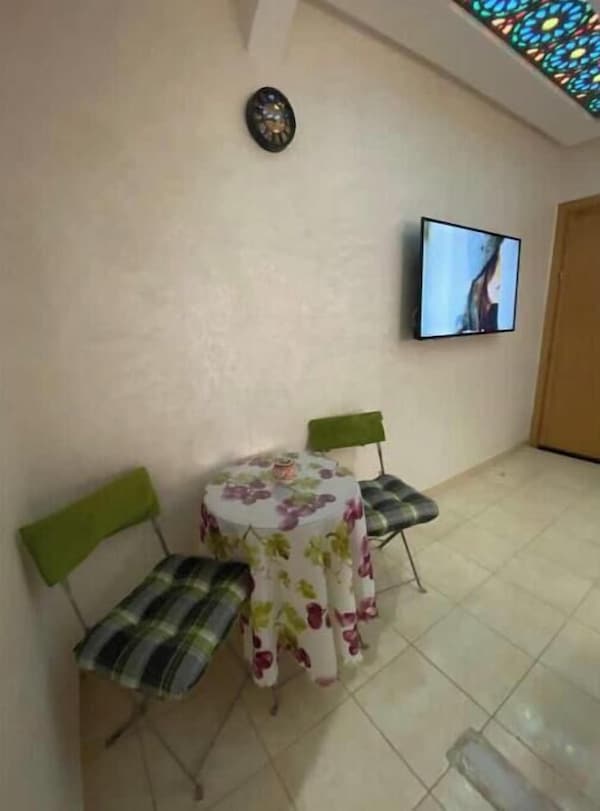 Secure Moroccan Retreat In Agadir Family Friendly - Agadir
