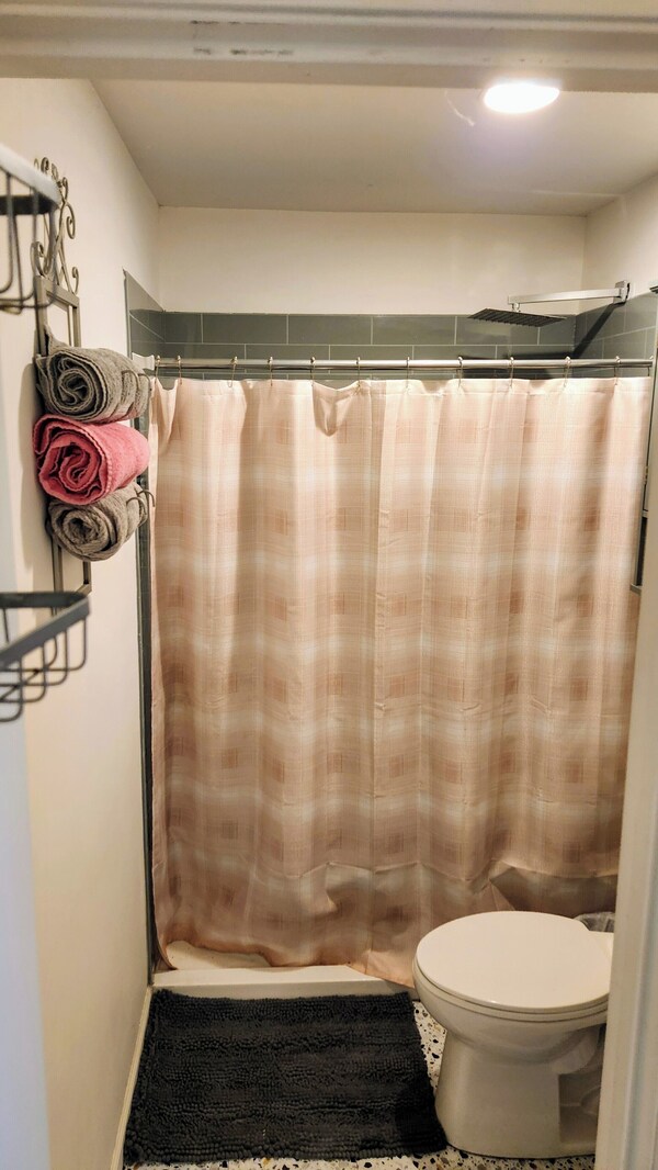 Cozy 1-bedroom Apartment In Safe Carthage Neighborhood With Wifi - Whispering Pines, NC