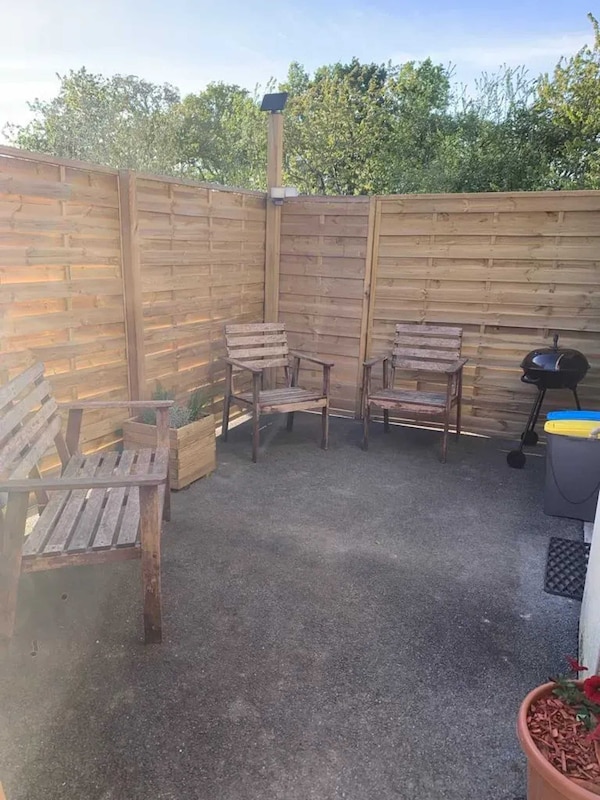 Homerez - Studio Cosy Au Cœur De Ploërmel - 20 M² Avec Terrasse - Brocéliande