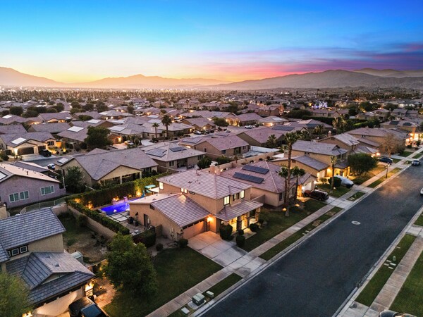 Casa Campo | 5br Desert Oasis W/ Pool, Firepit, & Outdoor Lounge - Indio, CA