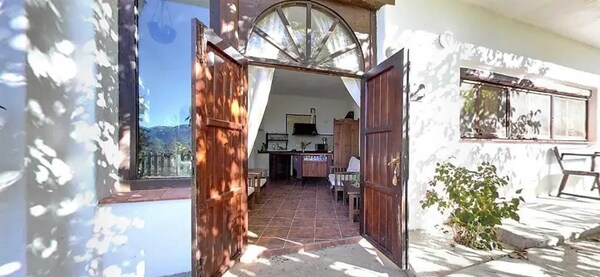 Homerez - Spacious Apartment With Pool In Yeste - 120 M² - 10 Guests - Riópar