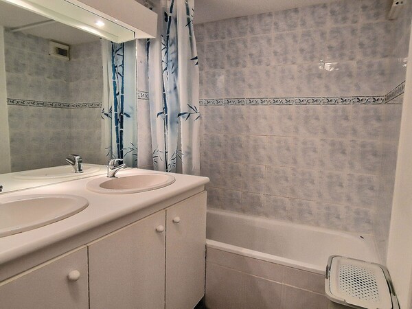 Banyuls, 2br Apt, 4 Ppl, Close To Beach - Banyuls-sur-Mer