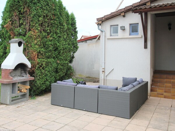 Renovated 3-bedroom Apartment In Luxeuil-les-bains - Luxeuil-les-Bains