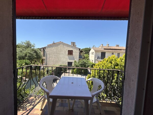 Studio Zu Vermieten, Schritte Vom Strand Mit Parkplatz - La Londe-les-maures - Le Lavandou