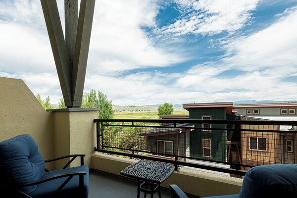 Short Walk To Restaurants & Shopping & Private Hot Tub! - Utah