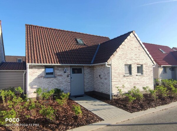 Vacation Home Polderhuis10, Air Conditioning And Heating In All Rooms, Parking And Garden - Nieuwpoort