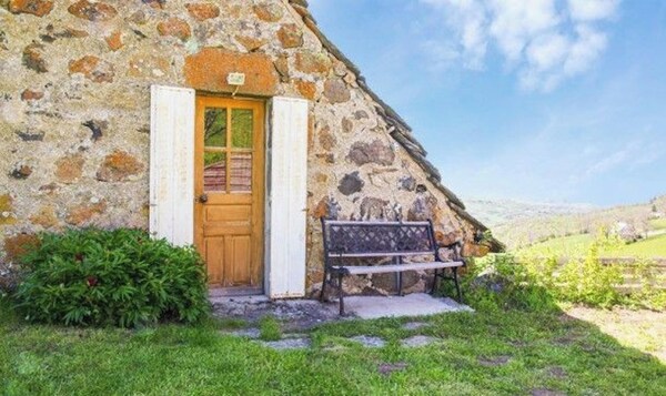 Homerez - Farmhouse In Cheylade - Murat