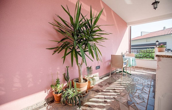 Romano Apartments / A2/one-bedroom With Terrace - Rab
