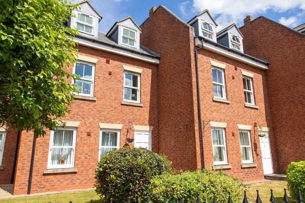 Crucible House | 2-bed Apartment - Stratford-upon-Avon