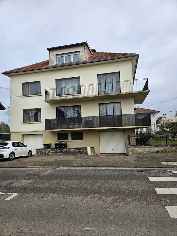 Homerez - Apartment With Balcony In Metz - Metz