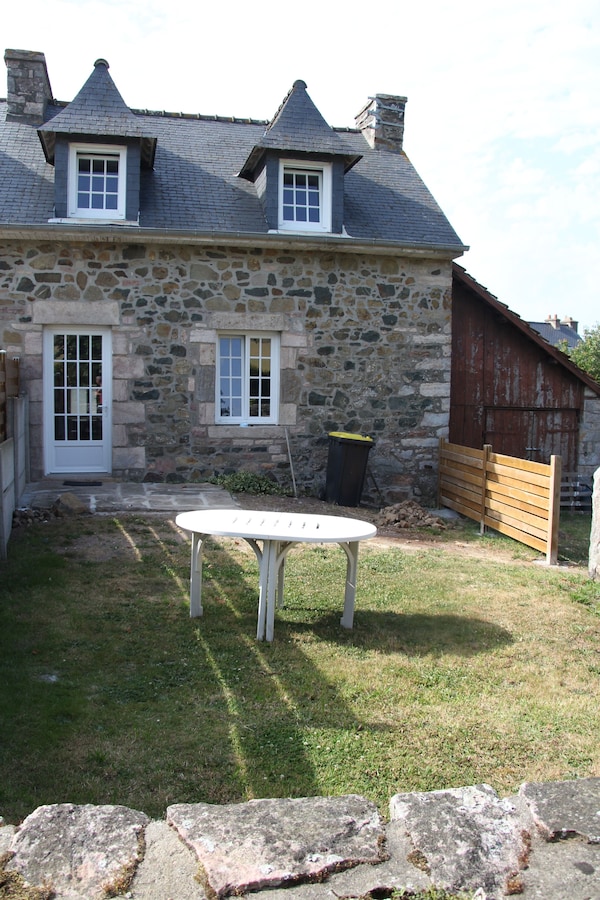 Gîte Ker Dankan à 10 Mn à Pied Des Plages - Erquy