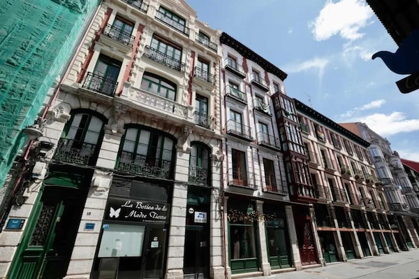 Homerez - Apartment In Valladolid - Simancas
