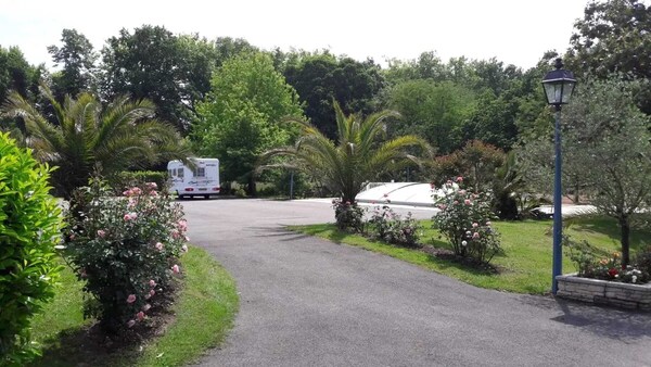 Homerez - Family Chalet In Laurède With Shared Pool - Landes