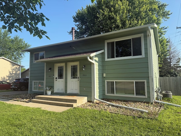 The Rochester Rambler - 2bd / 1ba - Pine Island, MN