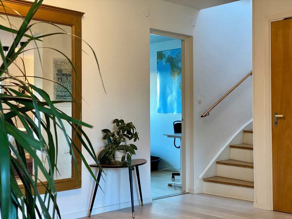 Practical And Tasteful Chain House In Quiet Area - Malmö