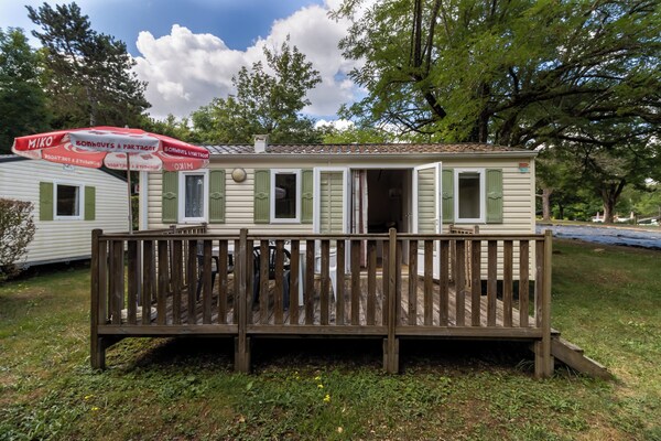 Mobile Home 'La Truffière' Avec Piscine Partagée, Terrasse Privée Et Jardin Privé - Castelnaud-la-Chapelle