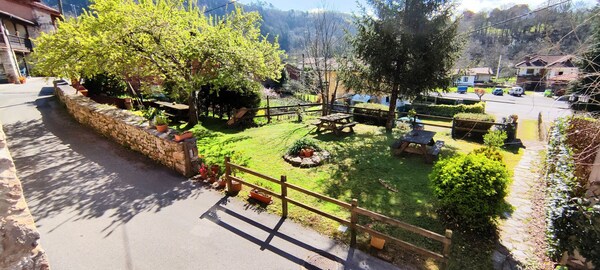 Apartment 'Florenta G3' With Mountain View, Shared Garden And Wi-fi - Cangas de Onís
