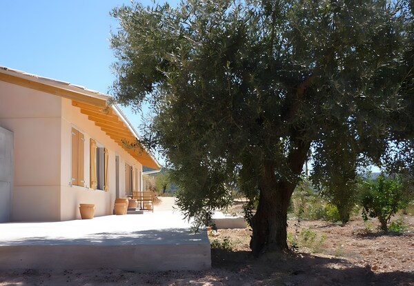 Maison De Campagne "Lluna" Avec Vue Sur Les Montagnes, Piscine Partagée Et Wi-fi - Costa Blanca