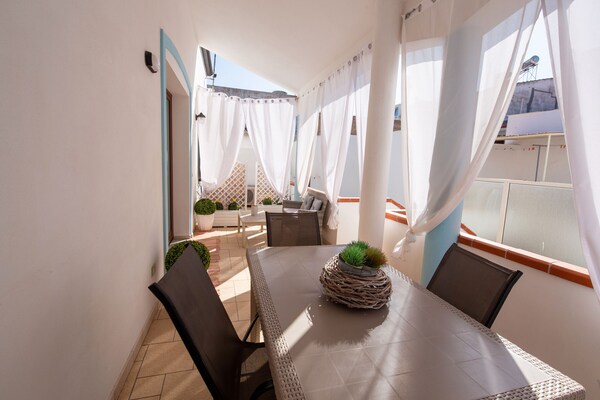 Apartment 'Casa Di Design A' With Private Terrace, Wi-fi And Air Conditioning - Calasetta