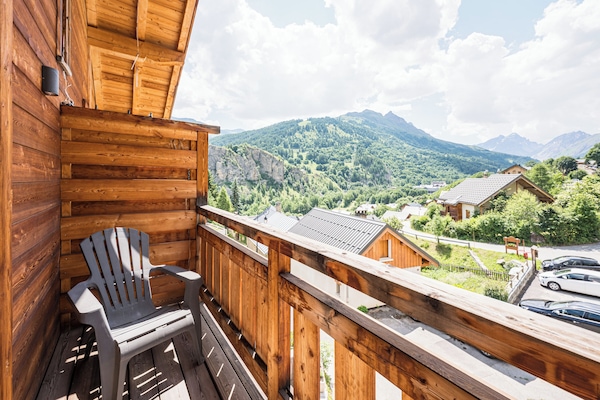 Appartement 'Le Crey Rond' Avec Vue Sur La Montagne, Terrasse Privée Et Wi-fi - Albiez-Montrond