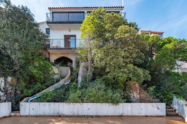 Holiday Home 'Casa Con Vistas' With Sea View, Private Terrace And Wi-fi - Begur