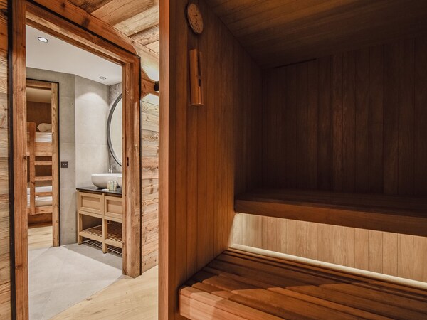 Chalet Rental In Les Allues - Courchevel 1850