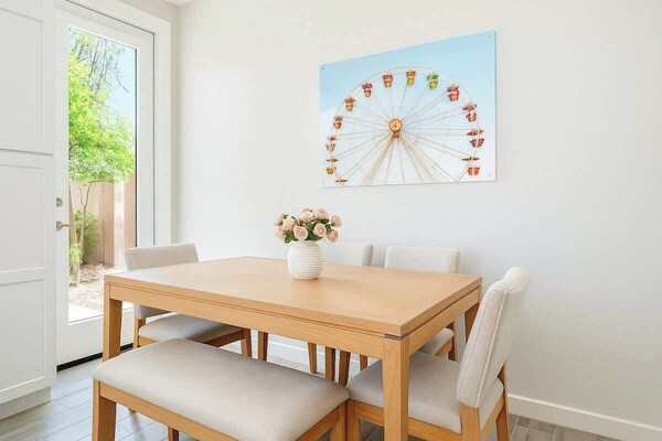 Cozy 2br Getaway, 3 Bd/2ba - Glendale, AZ
