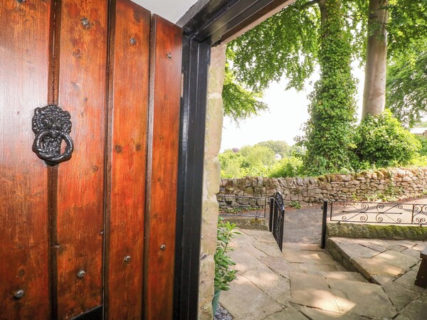 Chimney Cottage, Pet Friendly, Character Holiday Cottage In Winster - Wirksworth