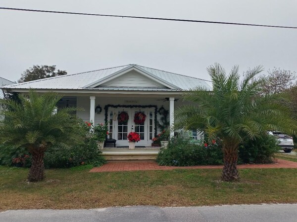 Charming Cottage With In Quaint Old Towne Fernandina Beach On Amelia Island - Amelia Island, FL