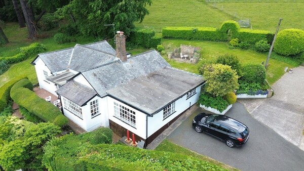 Benarth Lodge A Charming Unique Hideaway In Conwy - Conwy