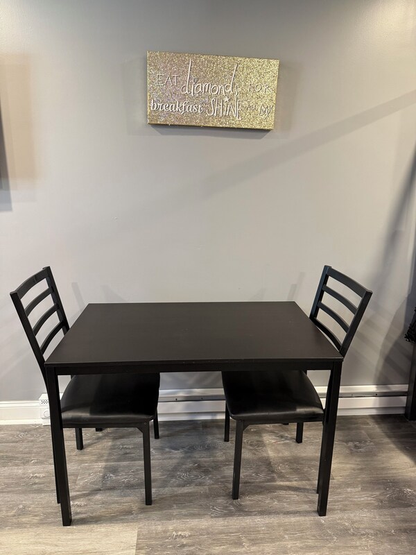 Cozy Studio With. Beautiful King Size Bed, Wifi And Ac In Fabulous Collingdale - メディア, PA