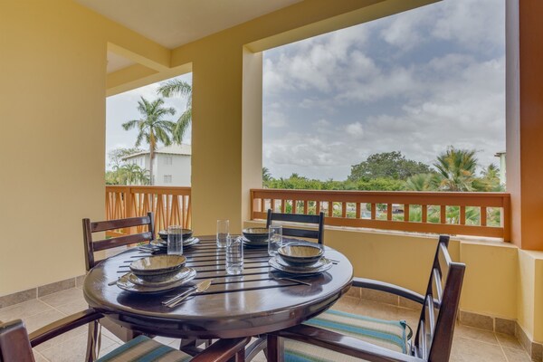 Beachfront-villa-family Fun-pool & Hot Tub-dock - Placencia