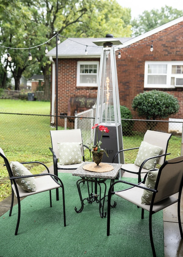 Luxurious 4-bedroom Retreat In Greensboro Ac, Wifi, Comfort Guaranteed - Greensboro, NC