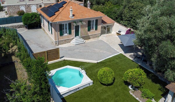 140m² Villa With Pool  Near Cannes - Le Cannet