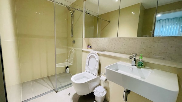 Charming 1-bedroom Apartment In Brilliant Botany With Ac, Wifi - Sutherland Shire