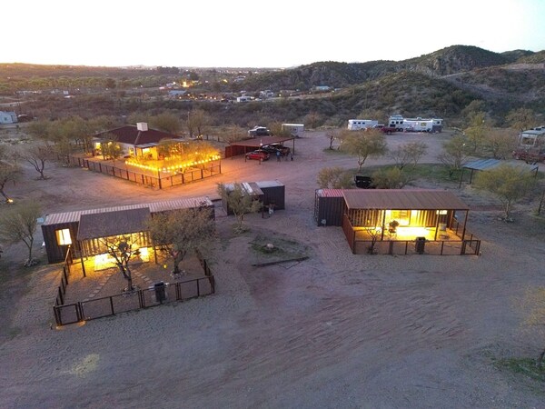 Horses And Dogs Welcome! Container Suite - Wickenburg, AZ