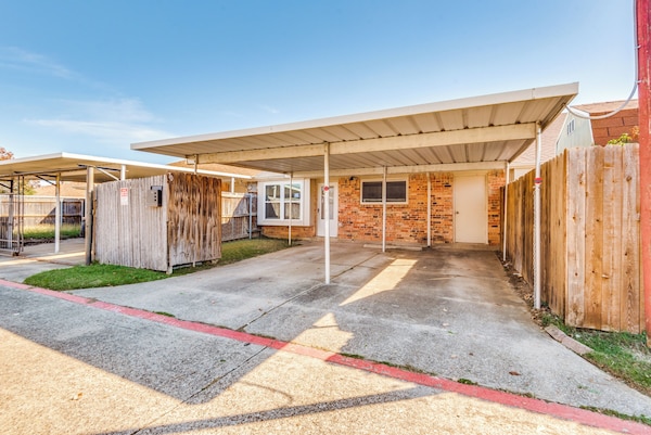 Mpressive Getaway-home Away From Home! - Grand Prairie