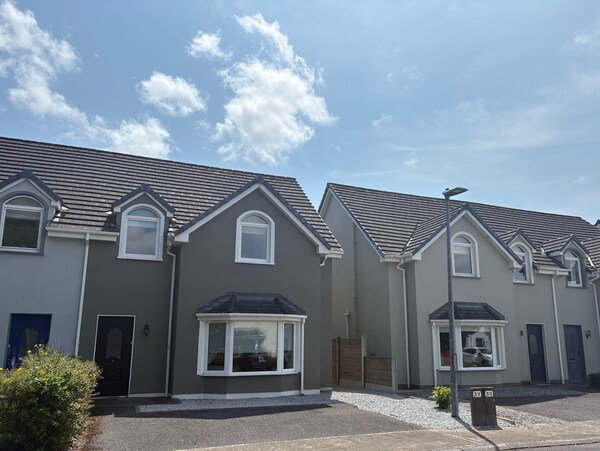 Spacious Two Bedroom Home. Easy Stroll From Kenmare Town - Kenmare
