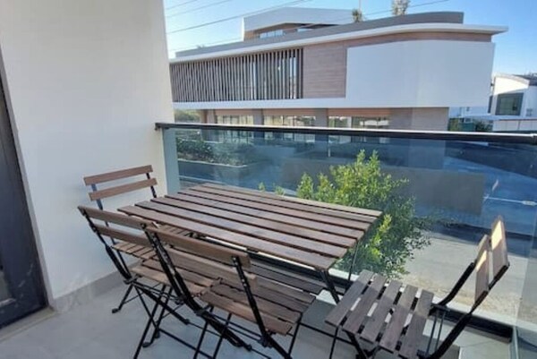 New Flat&large Living Space(2-4) Near Lara Beach - Antalya