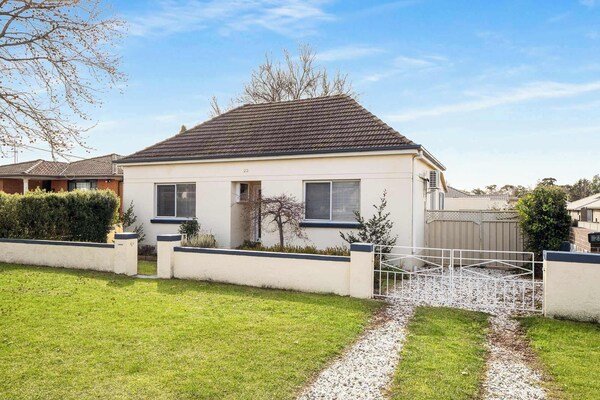 Dalton Dream - Cosy, Close To Cbd, Wifi - Orange
