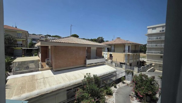 Apartment 400m From The Sea Porto S.elpidio, Air Conditioning, 1st Floor Elevator - Porto Sant'Elpidio