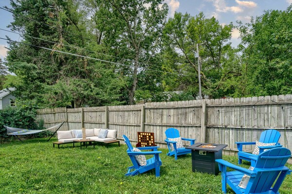 Cozy 5bd - Near Dt - Ping Pong & Outdoor Space - Lincoln, NE